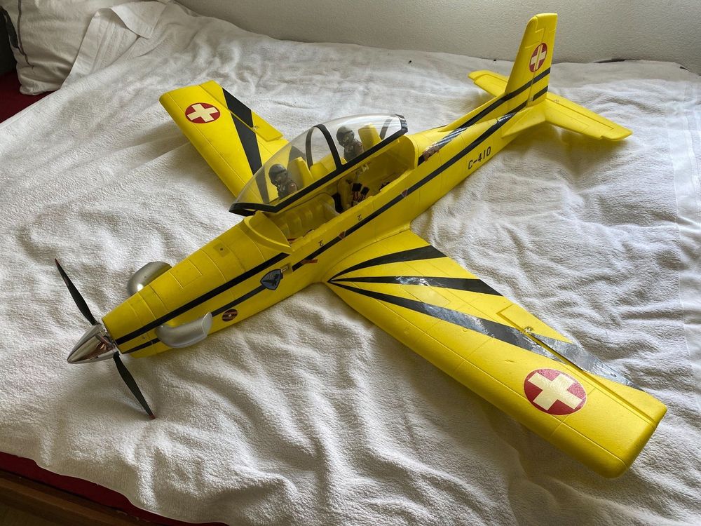 PC - 9 RC Modellflugeug 120cm Spannweite (Neu (gemäss Beschreibung)) in ...