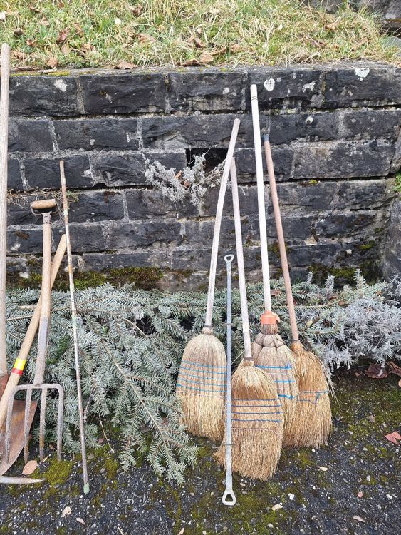 Garten Werkzeug Set, Spaten, Hauen, Rechen.... (Gebraucht) in ...