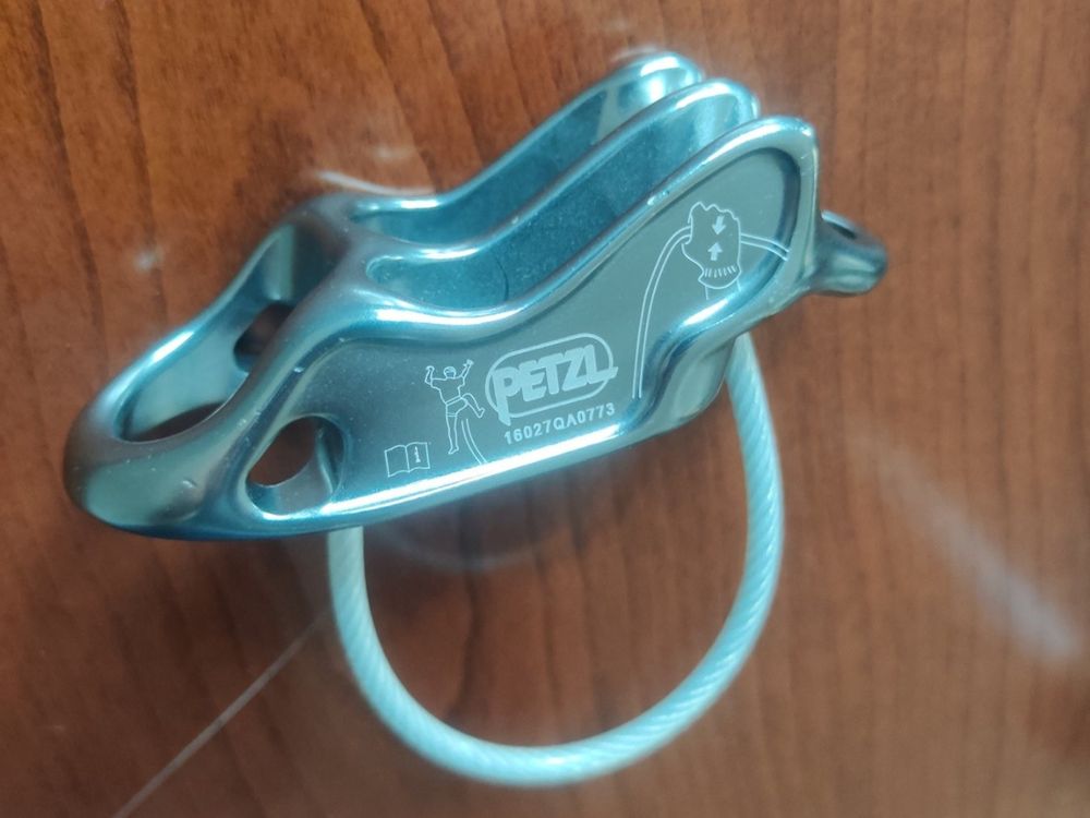 Klettern - Sicherungsgerät - Petzl Reverso 4 - grau (Neu (gemäss ...