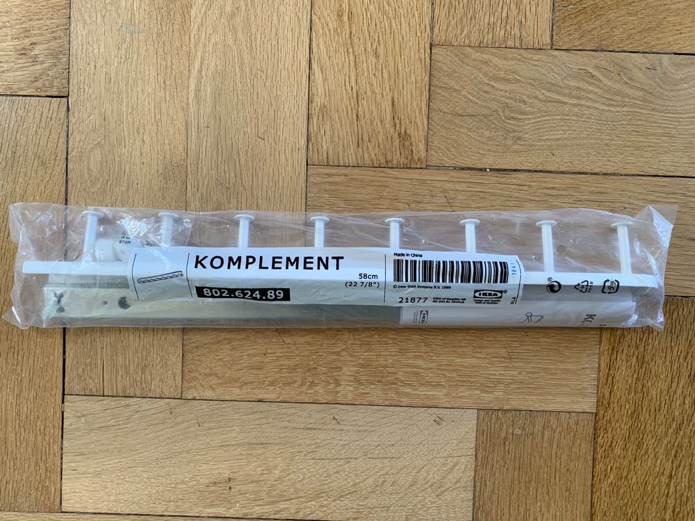Komplement Hakenleiste ausziehbar (Neu und originalverpackt) in Zürich für CHF 2 – mit Lieferung ...