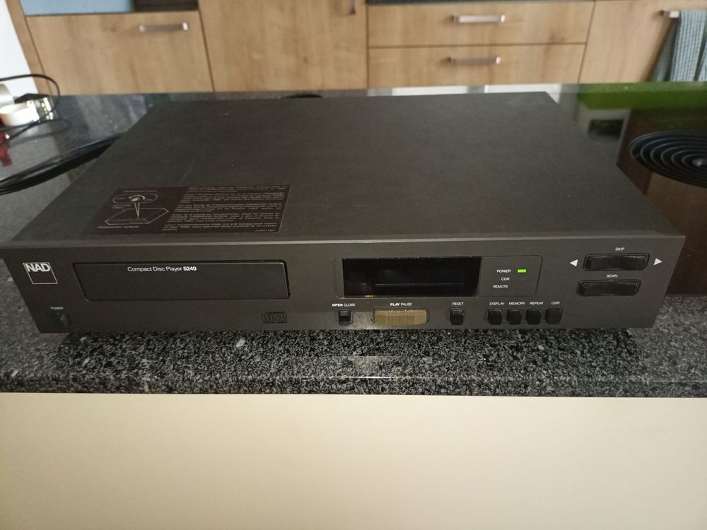 NAD CD-Player 5240 (Defekt) in Neudorf für CHF 100 – mit Lieferung auf ...