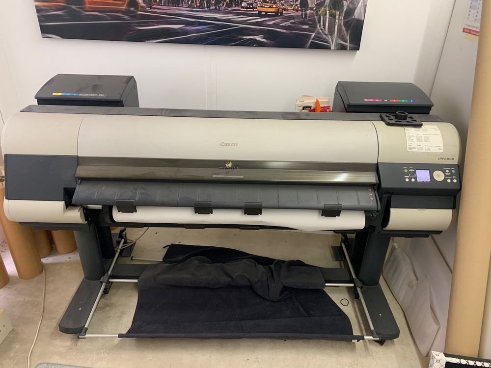 Plotter Canon iPF8000 (Defekt) in Bäch für CHF 1 – nur Abholung auf ...