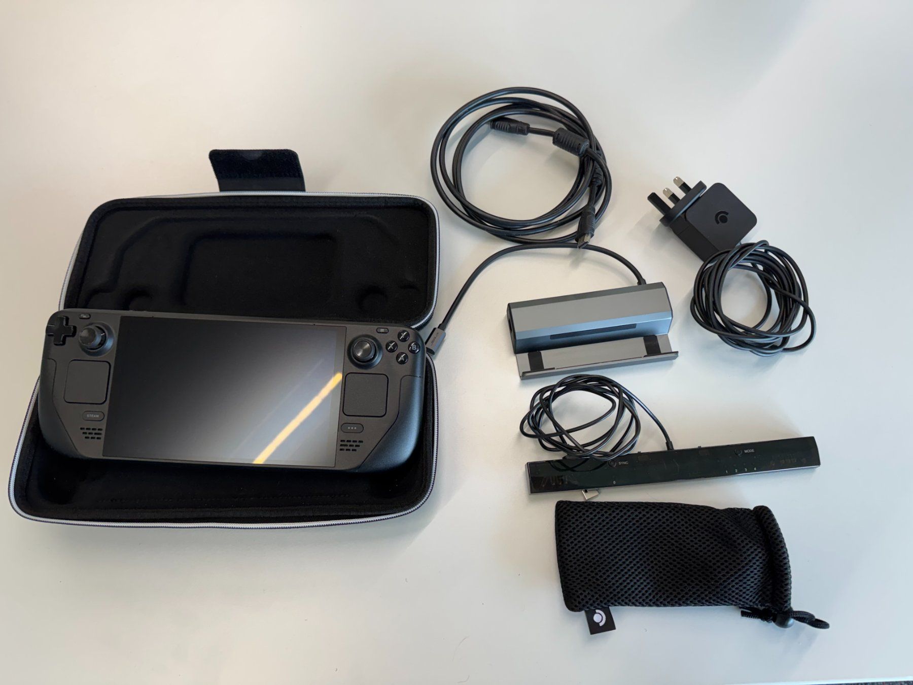 Valve Steam Deck 1TB OLED inkl. Docking und SD-Karte (Gebraucht) in ...