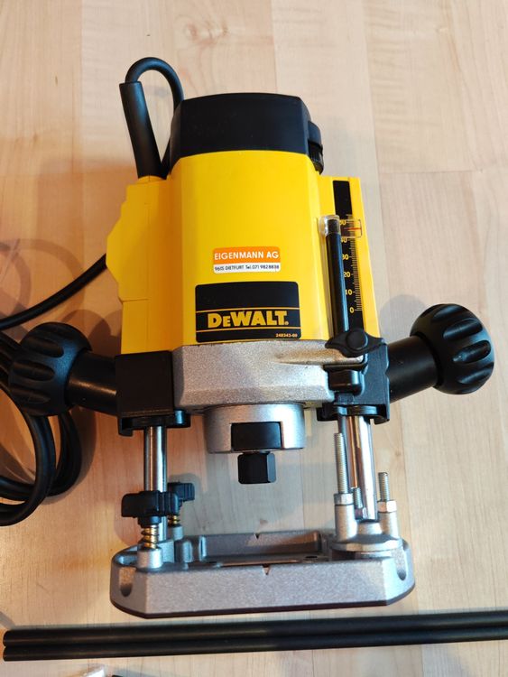 DeWalt Handoberfräse DW615 (Neu und originalverpackt) in Zuzwil SG für ...