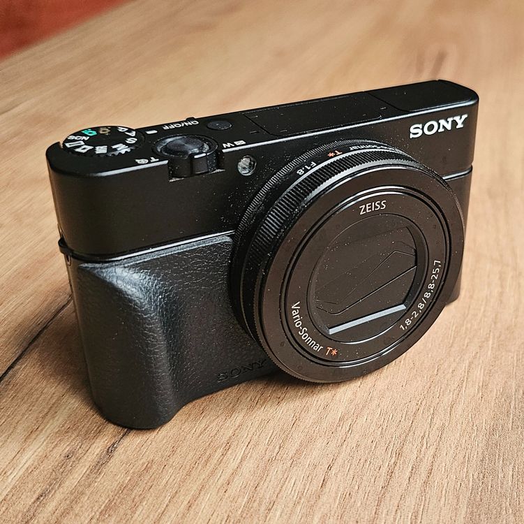 Sony RX100 III Camera – Like New Condition (Gebraucht) in Zürich für ...