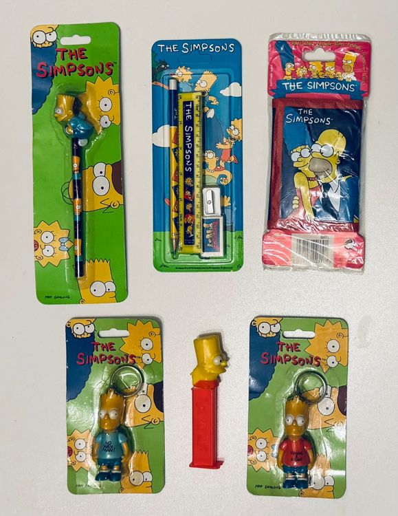 Lot de 7 accessoires THE SIMPSONS (Neuf avec emballage d'origine) à ...