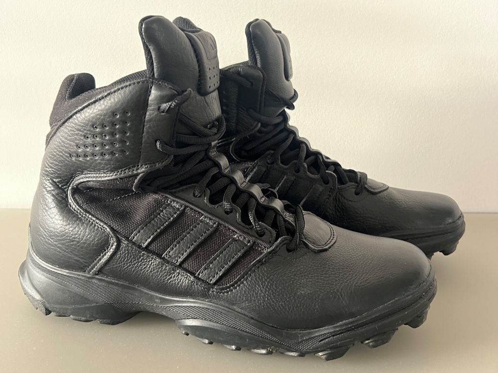 Adidas GSG-9.7 Wanderschuhe Winterschuhe EU44 2/3, UK10 | Kaufen auf Ricardo