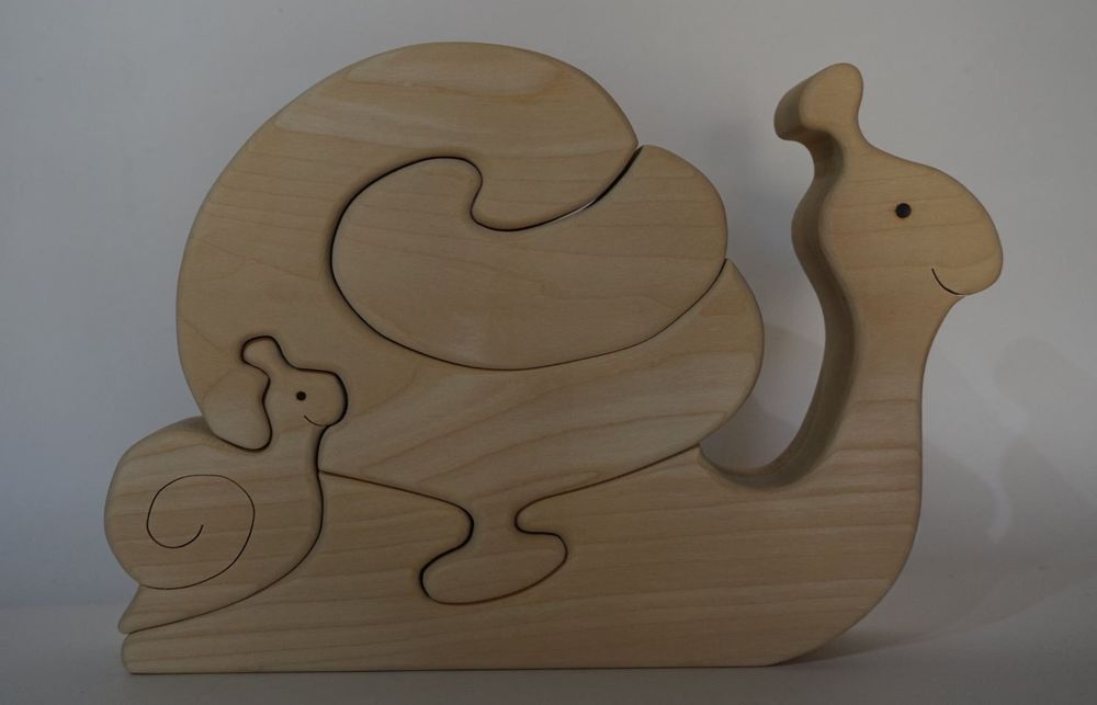 Holz Schnecke gross, Spielzeug Waldorf (Gebraucht) in Pratteln für CHF ...