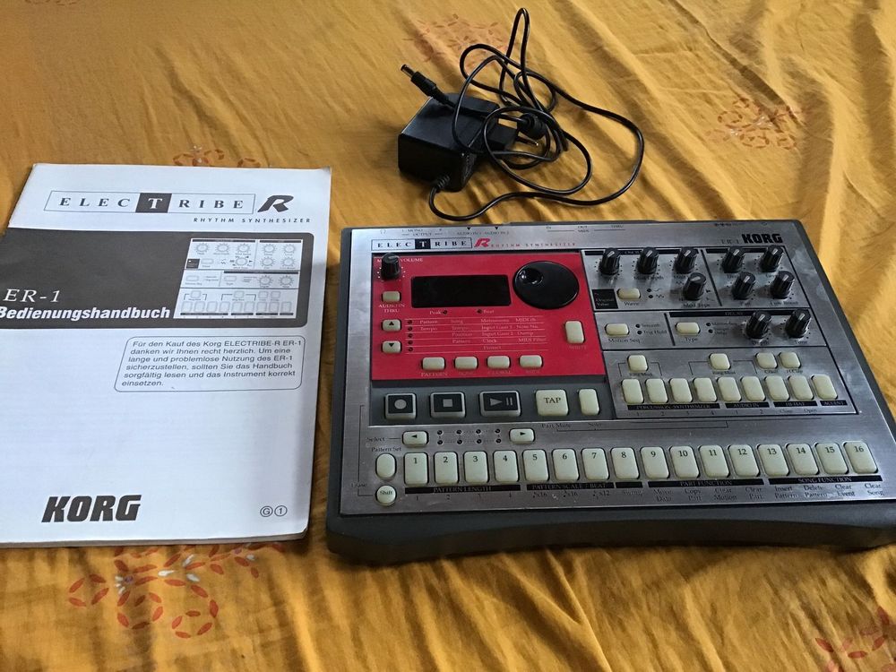 Rhythm Synthesizer (Gebraucht) in Guggisberg für CHF 230 – mit ...