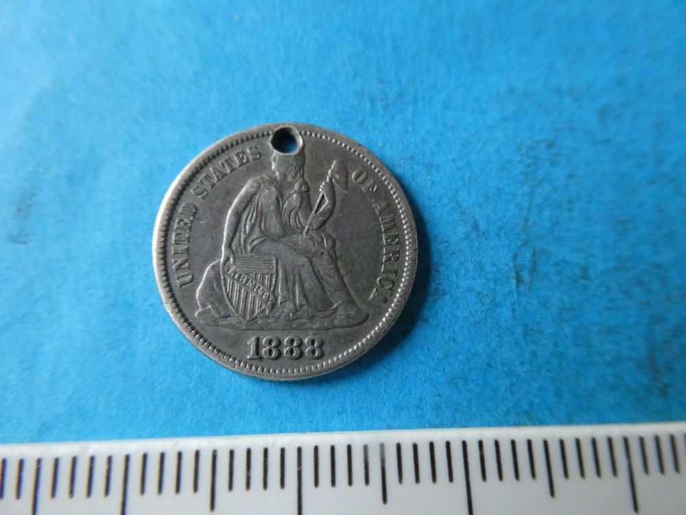USA 1888, Silbermünze 18 mm als Schmuckmünze mit Monogram (Gebraucht ...