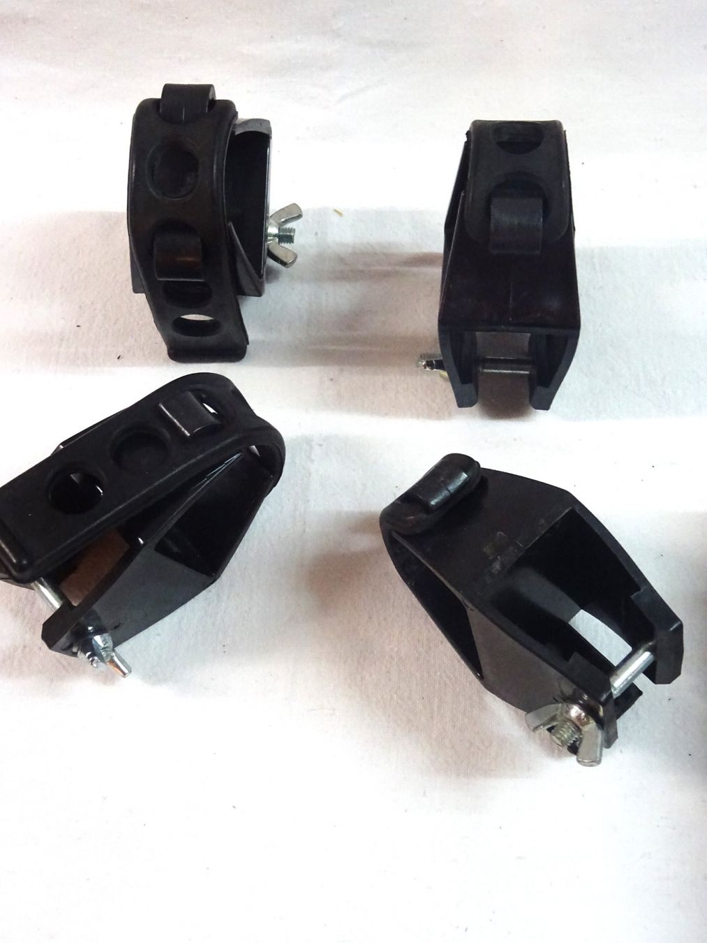 4 MONT BLANC Skihalter vertikal für den Dachträger (Gebraucht) in ...