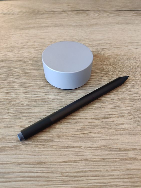 Microsoft Surface Dial + Pen (Gebraucht) in Volketswil für CHF 50 – mit Lieferung auf Ricardo kaufen