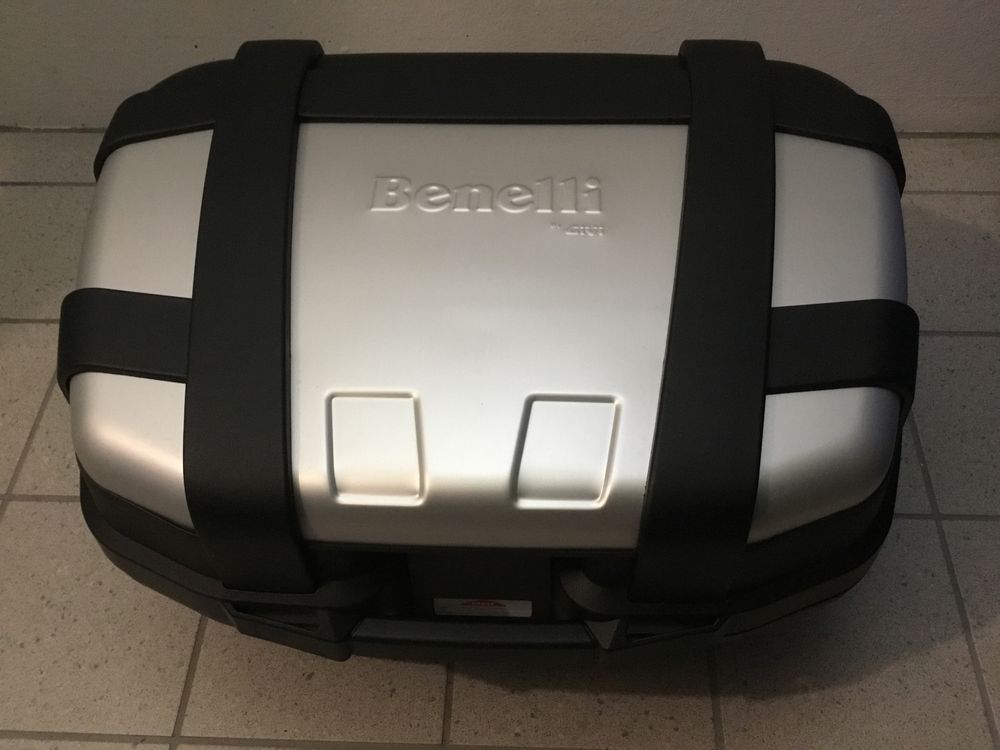 Benelli Topcase von Givi, abschliessbar, neu! (Neu (gemäss Beschreibung)) in Kerzers für CHF 71 ...