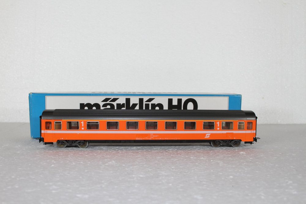 Märklin 4149 ÖBB 1.Kl. Personenwagen Eurofima (Gebraucht) in Triesen ...