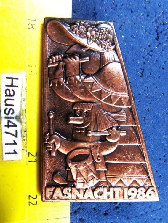 BASEL FASNACHT PLAKETTE 1986 KUPFRIG MIT NADEL | Kaufen auf Ricardo