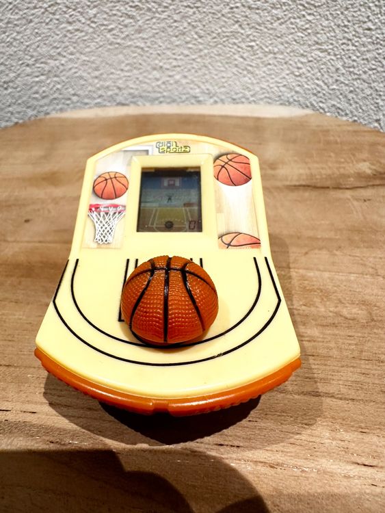 Digi Sportz McDonalds Happy Meals Basketball Spiel Lcd (Gebraucht) in ...