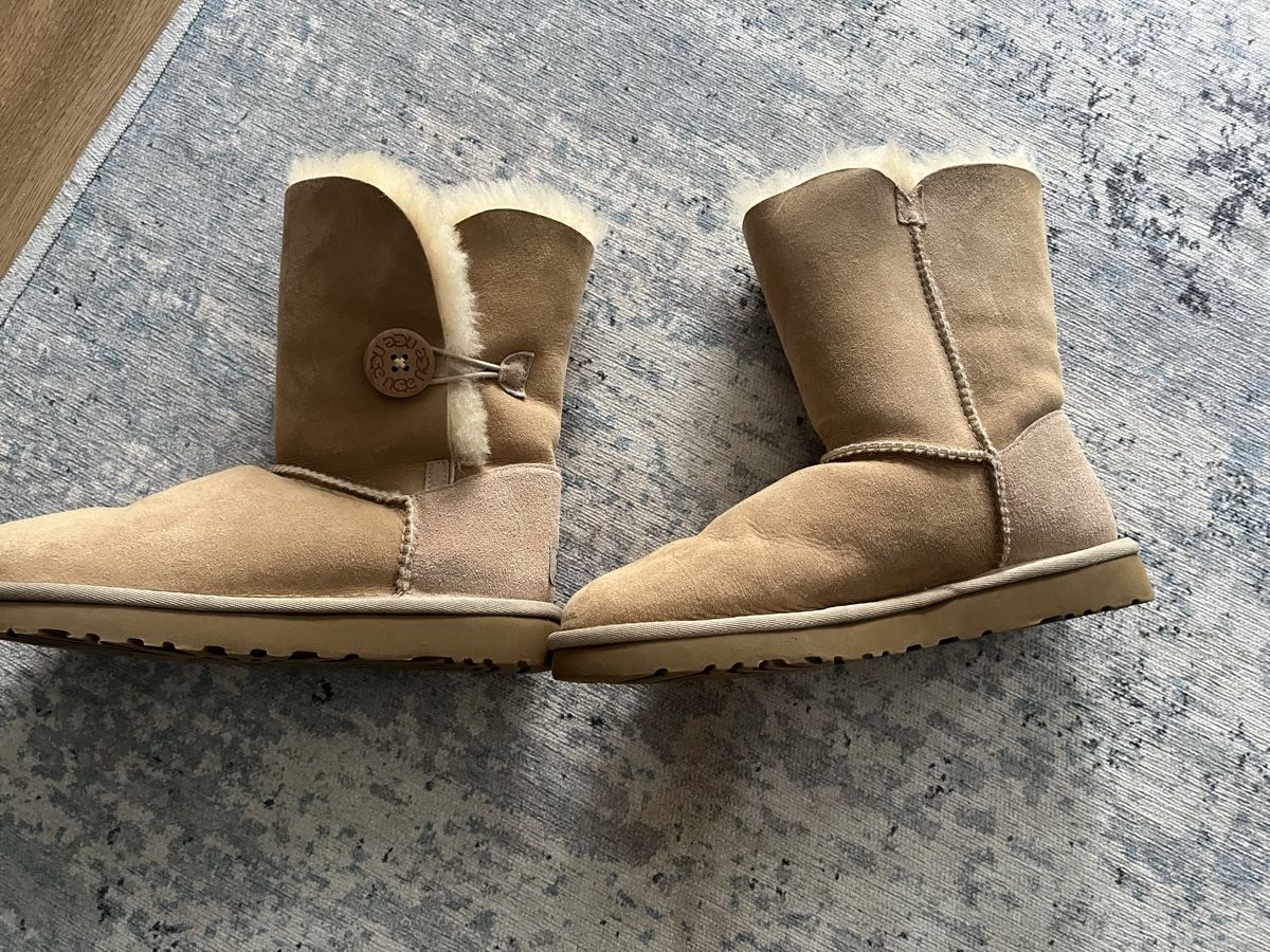 UGG Boots Classic, Grösse 38, Guter Zustand! (Gebraucht) in ...