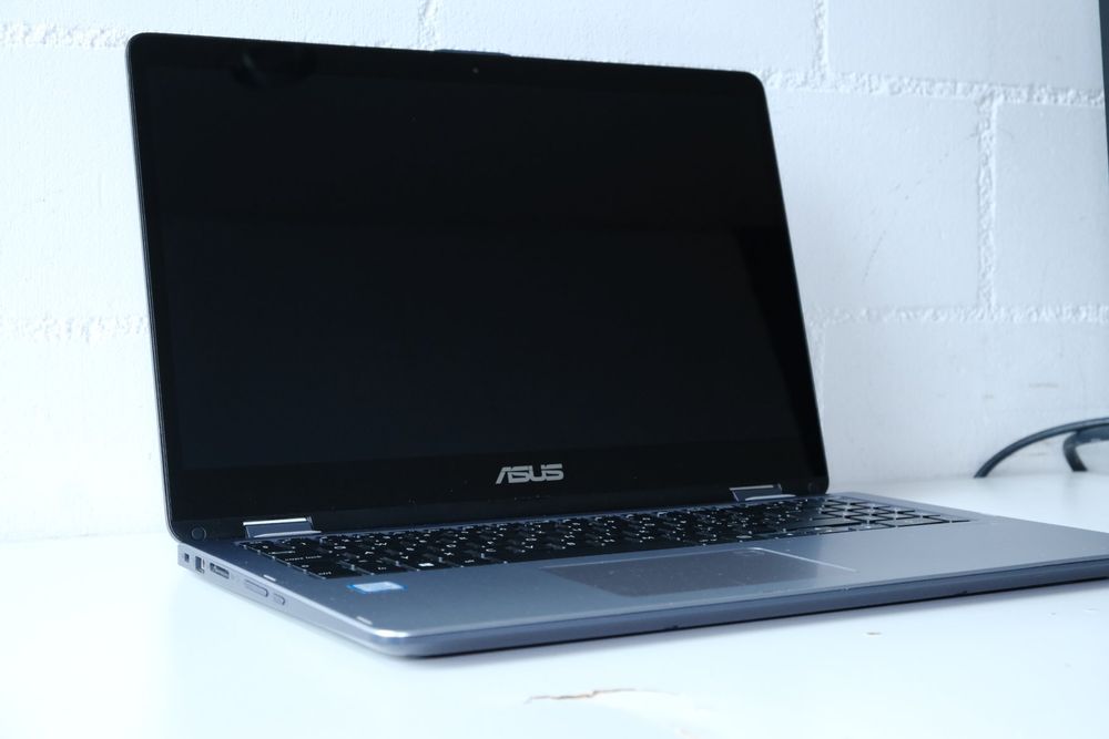 ASUS Vivobook Flip 15 Convertibel Notebook/ Laptop mit Stift (Gebraucht ...