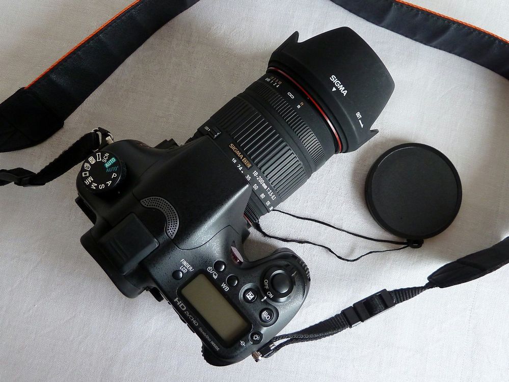 Sony SLT-Alpha 77V (Gebraucht) in Männedorf für CHF 110 – mit Lieferung ...