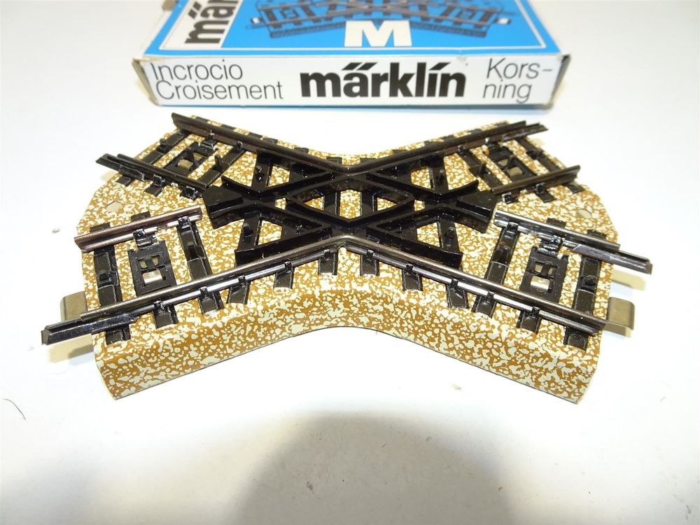 Märklin M-Gleis Kreuzung HO 5211 | Kaufen auf Ricardo