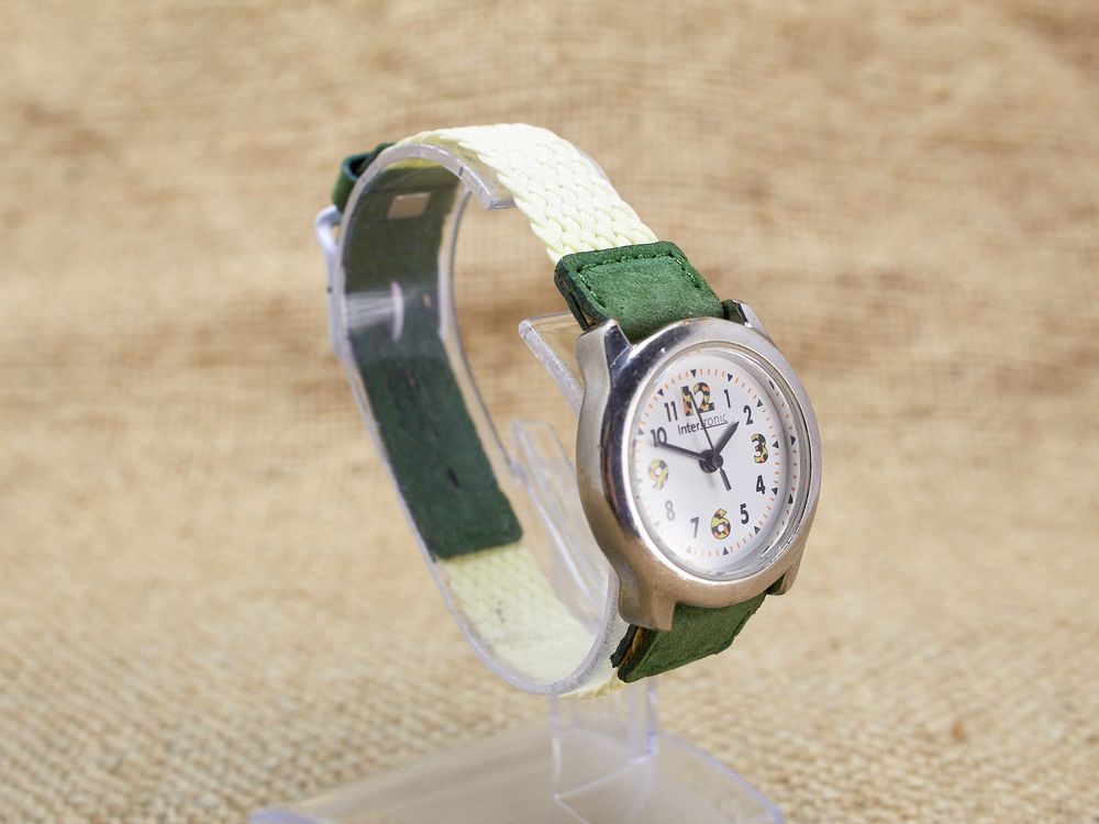 Kinder Uhr, Intertronic IK3-1140-AS (Gebraucht) in Luzern für CHF 2 ...