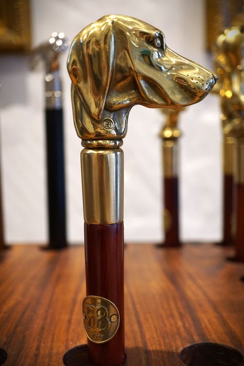 IMPOSANTER GEHSTOCK JAGDHUND AUS BRONZE SKULPTUR FIGUR (Gebraucht) in Vettweiß für CHF 312 – mit ...