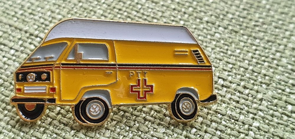 O724 - Pin Die Post PTT Postauto VW Transporter | Acheter sur Ricardo