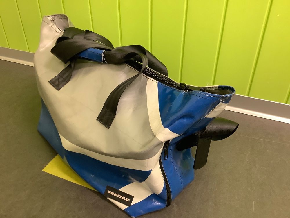 Freitag Lois Sporttasche | Kaufen auf Ricardo