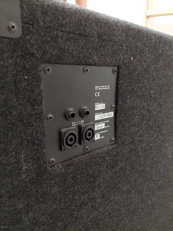 Bass-Verstärker 300W Halfstack Stinger Laney | Kaufen auf Ricardo