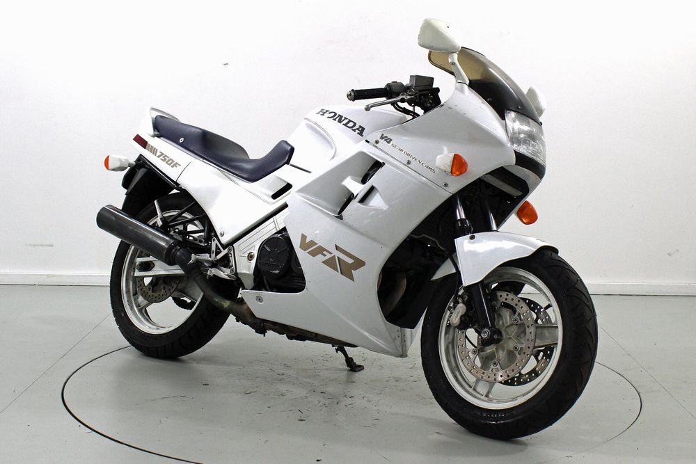 Honda VFR 750 F | Kaufen auf Ricardo