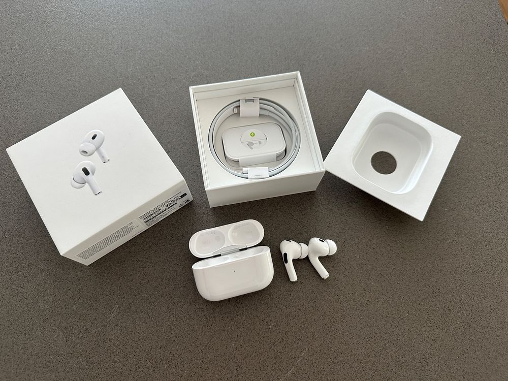 AirPods Pro 2 gen. Ganz Neue (Neu und originalverpackt) in Berneck für ...