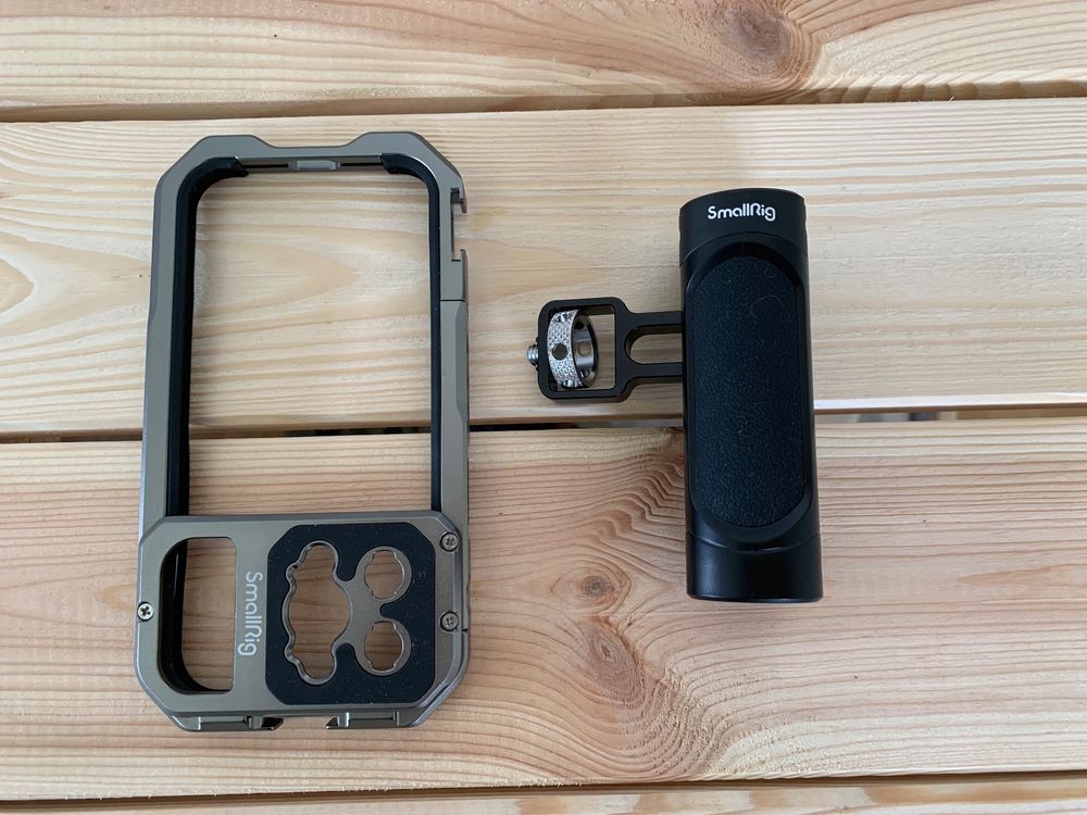 SmallRig 3746 Handheld Video Kit iPhone 13 Pro | Kaufen auf Ricardo