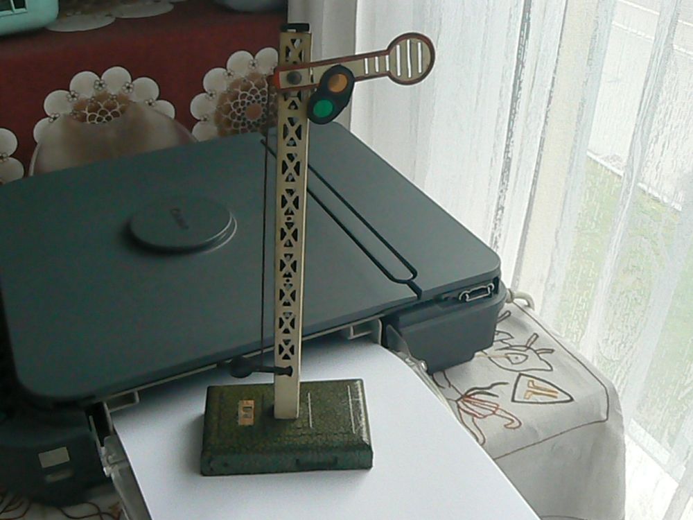 Spur 0 Signal (Gebraucht) in Kollbrunn für CHF 30 – mit Lieferung auf ...