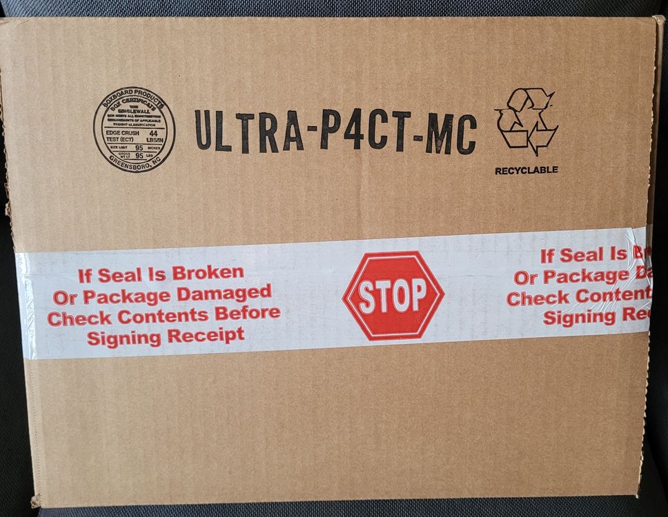 Case UPC CHARIZARD Pokémon x 4 | Kaufen auf Ricardo