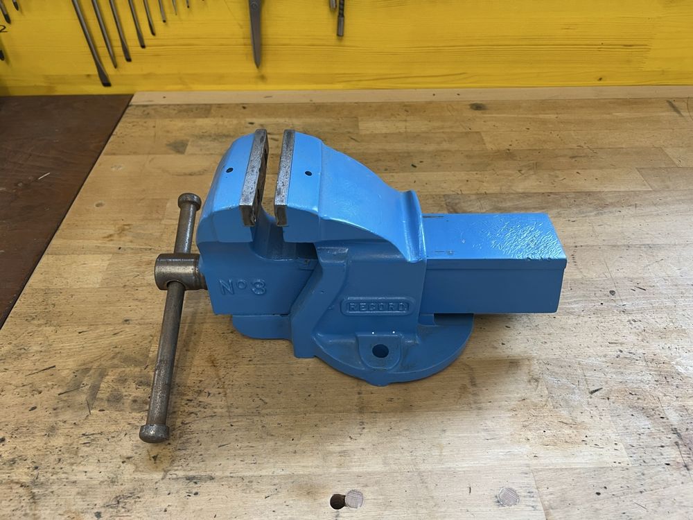 Schraubstock Record (Gebraucht) in Oberbuchsiten für CHF 45 – mit Lieferung auf Ricardo kaufen