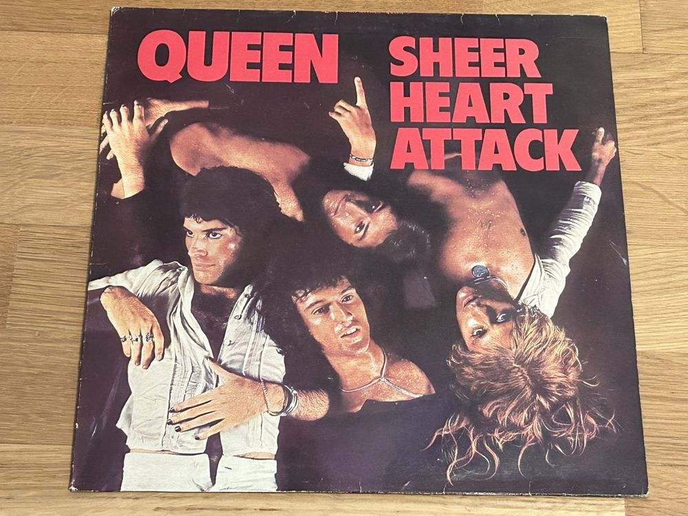 Queen. 1974. Sheer Heart Attack (Gebraucht) in Faulensee für CHF 25 – mit Lieferung auf Ricardo ...