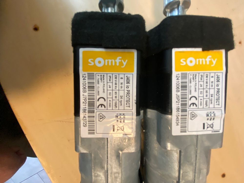 2x Somfy Lamellenstoren-motor J406 io PROTECT Funk | Kaufen auf Ricardo