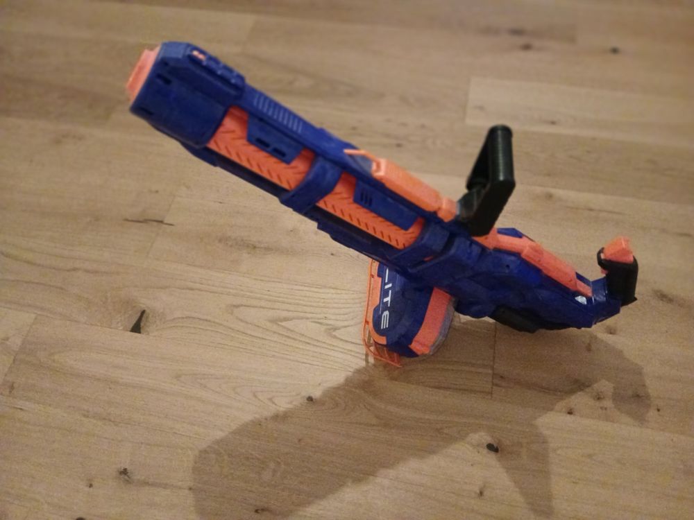 Nerf Minigun (Gebraucht) in Nennigkofen für CHF 45 – mit Lieferung auf ...