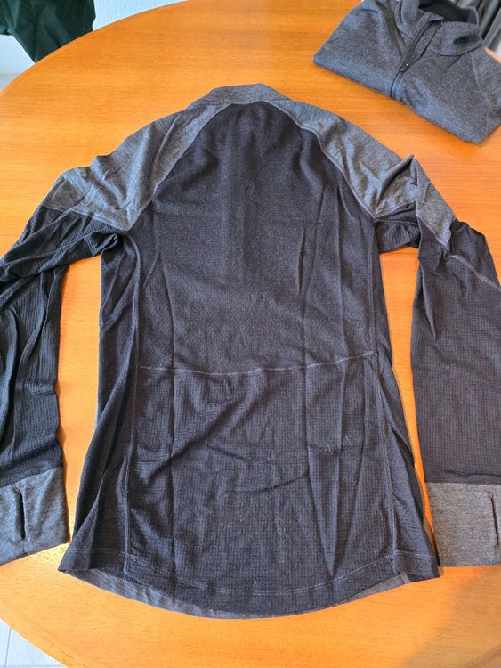2 Icebreaker Merino Zone Knit 260 (Gebraucht) in Fribourg für CHF 85 ...