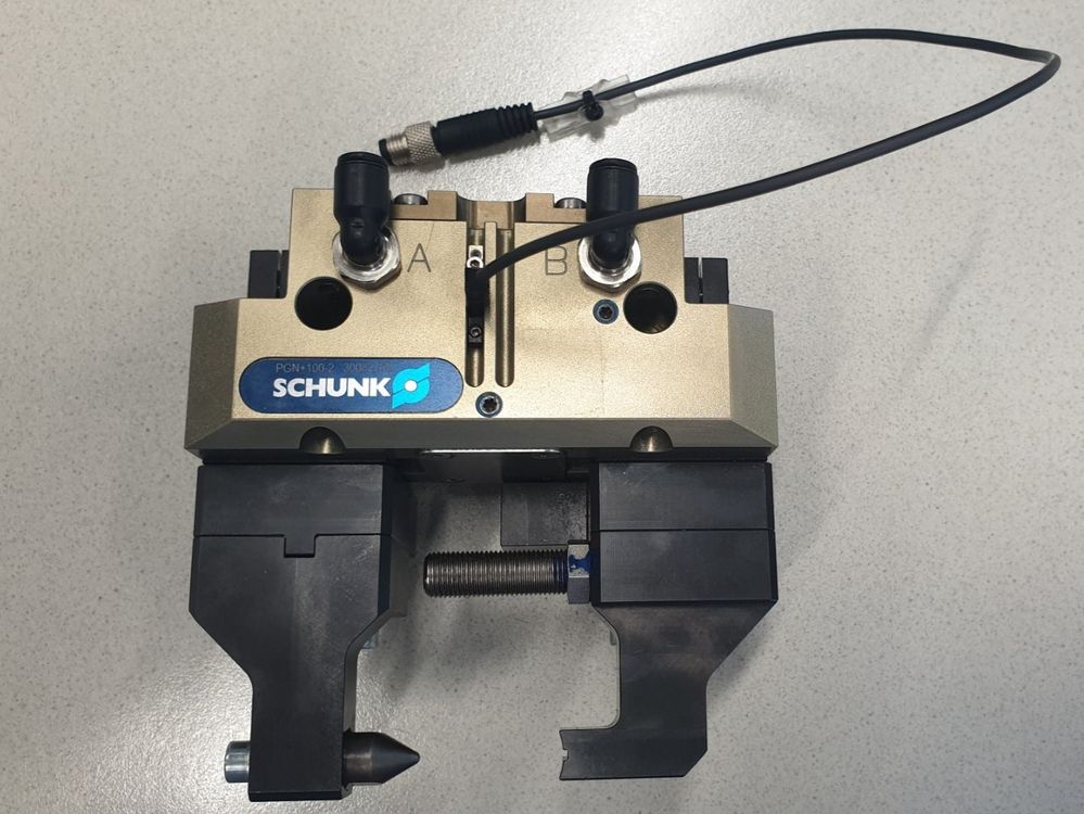 SCHUNK PGN+100-2 Parallelgreifer (Gebraucht) in Bern für CHF 70 – mit ...