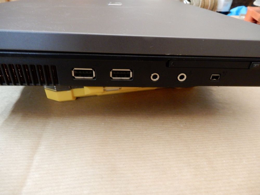 HP Compaq 6710b Laptop Win Vista 3 Gigs Ram 55Giga HD | Kaufen auf Ricardo