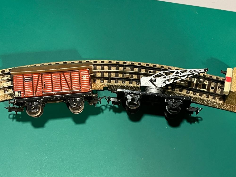 Märklin 366 + 381+ Schienen (Gebraucht) in Walchwil für CHF 14 – mit ...