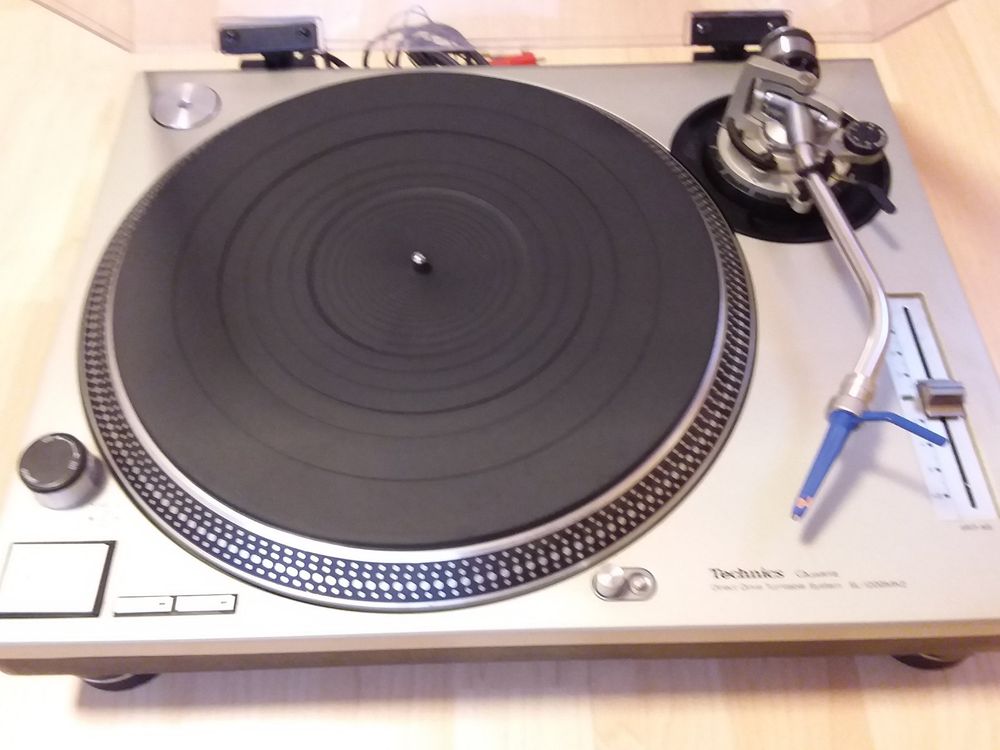 Plattenspieler Technics (Gebraucht) in für CHF 500 – nur Abholung auf ...