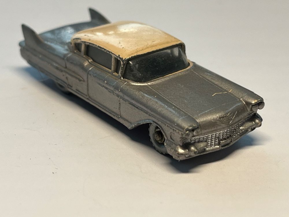 Matchbox Lesney Cadillac Sixty Special No 27 (Gebraucht) in Winterthur ...