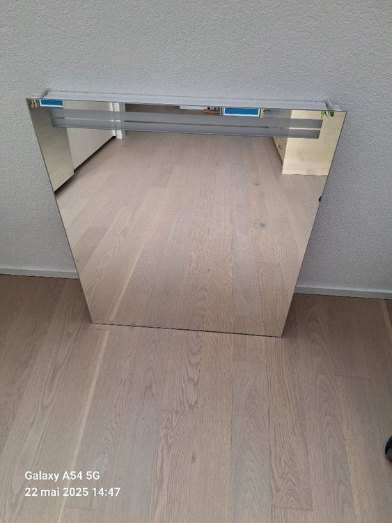 Miroir de salle de bain avec éclairages LED intégrée prise (D'occasion ...