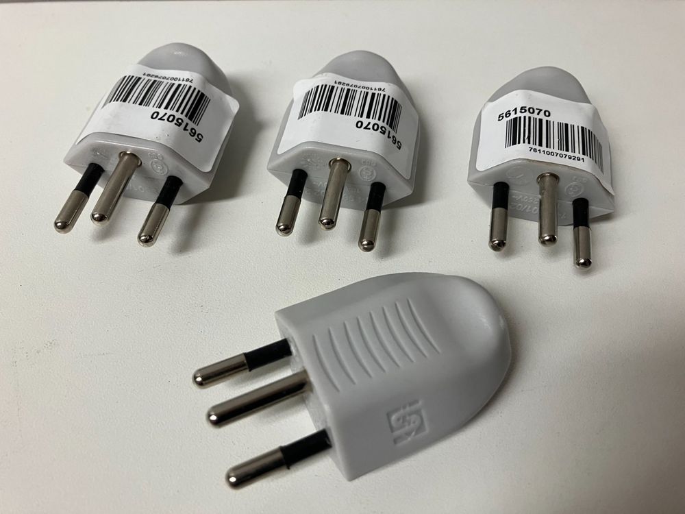 4 St. neue T13 Stecker schmal / grau ab 1.- Fr (Neu (gemäss ...
