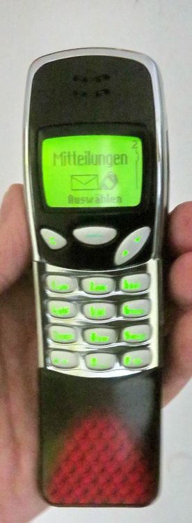 Nokia 3210: Akku und spezieller Full-Cover FABRIKNEU | Kaufen auf Ricardo