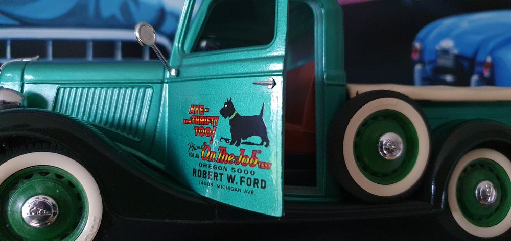 Ford V8, Pickup, 1936, Solido, Massstab 1:19, Vitrinenmodell | Kaufen auf Ricardo