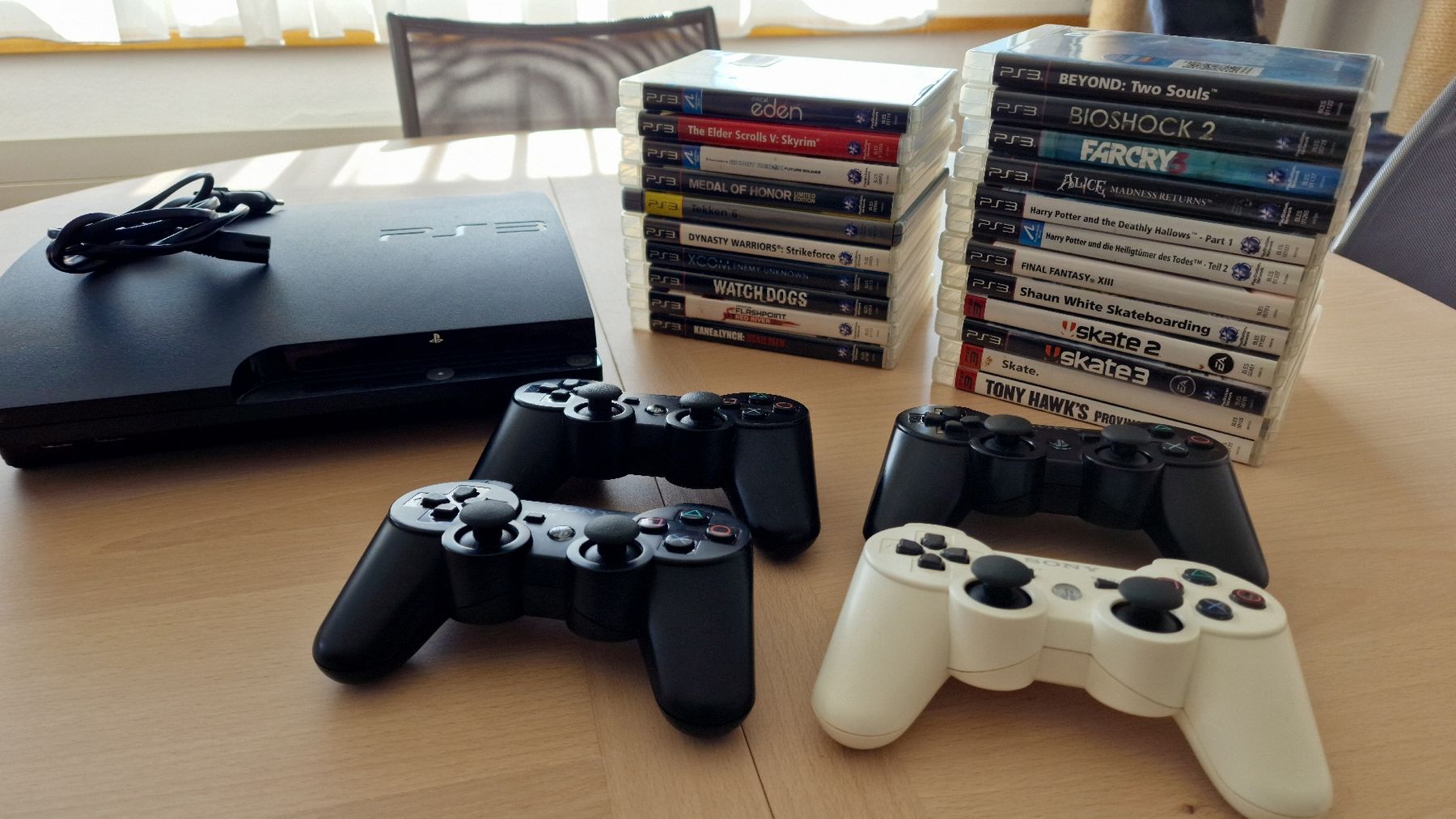 PlayStation 3, Modell CECH-2504A, 4 Controller + 22 Games (Gebraucht ...