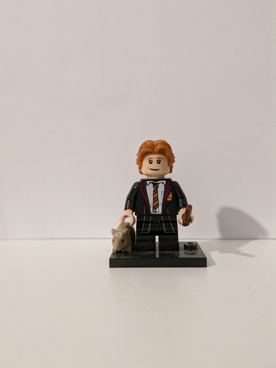 LEGO HP Minifigures Series 1 71022 - Ron Weasley (Gebraucht) in Basel ...